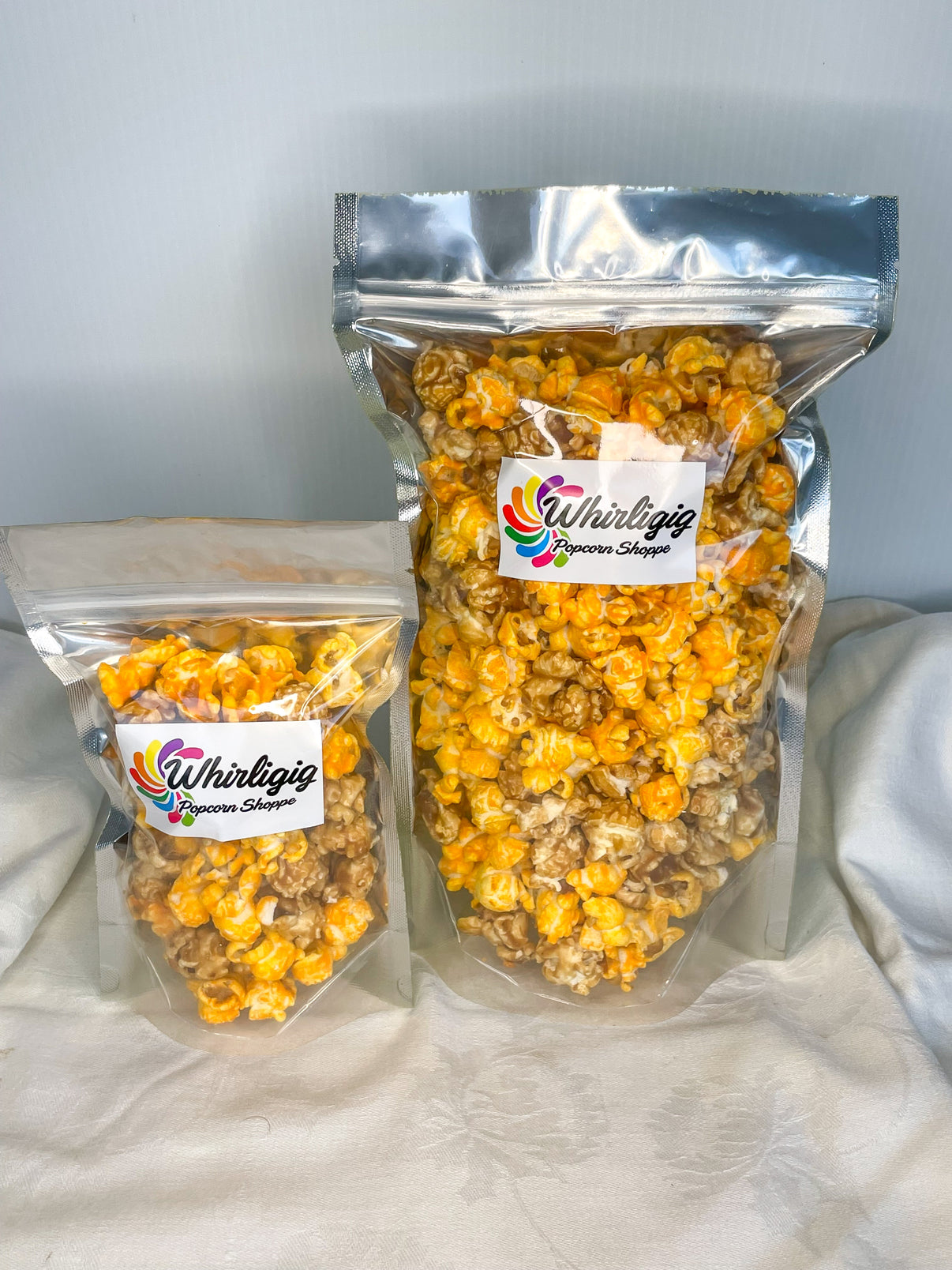 Best Chicago Mix Popcorn, Famous Garrett Mix Style Popcorn – Whirligig ...